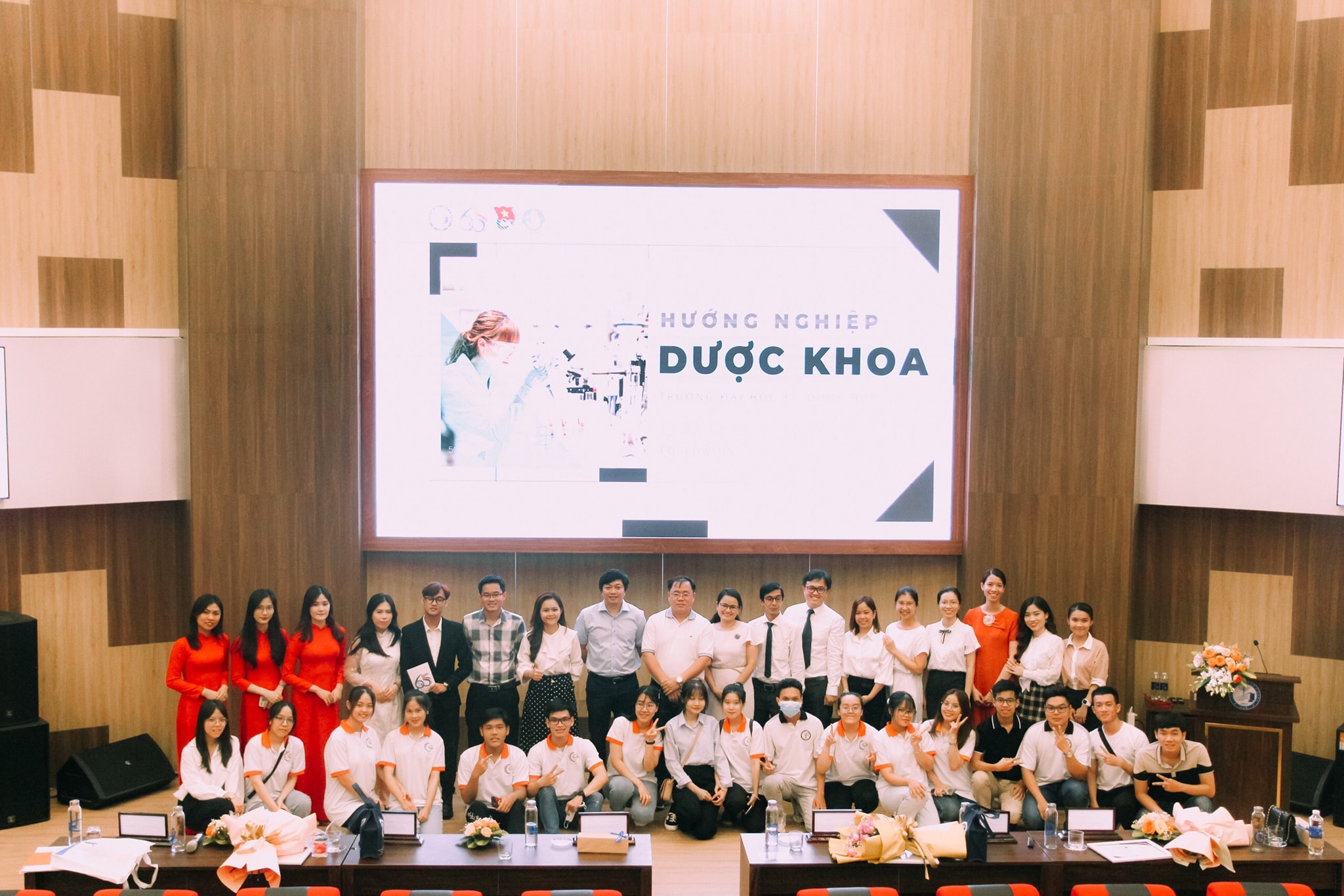 Hội thảo ”HƯỚNG NGHIỆP DƯỢC KHOA - Servier Vietnam